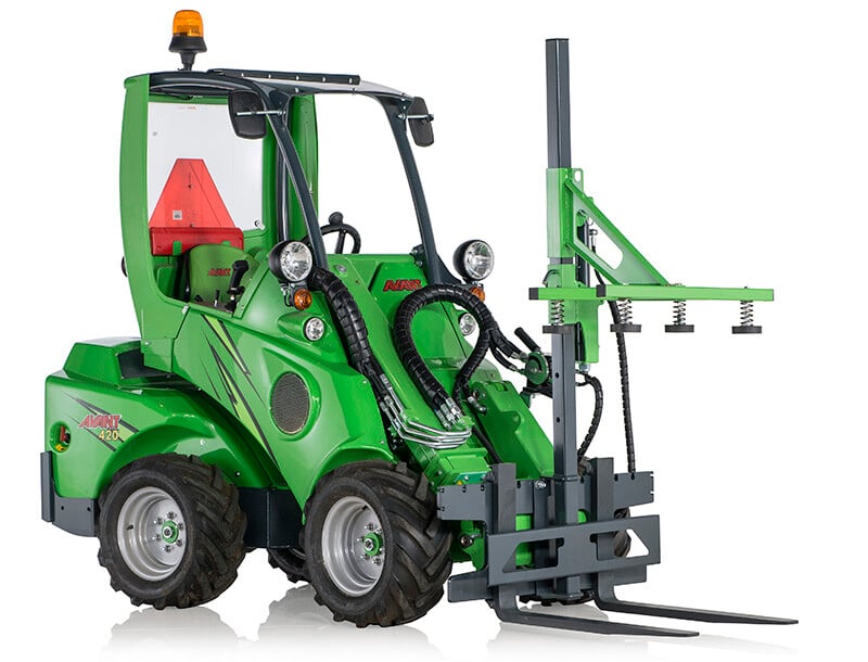 Beehive Mover | Loader Attachment | Avant NZ