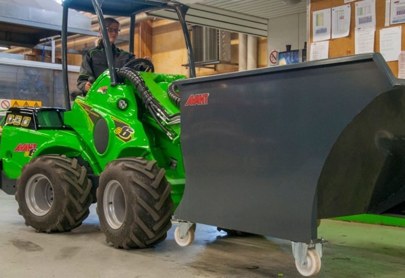 Skip Bucket | Loader Attachment | Avant NZ