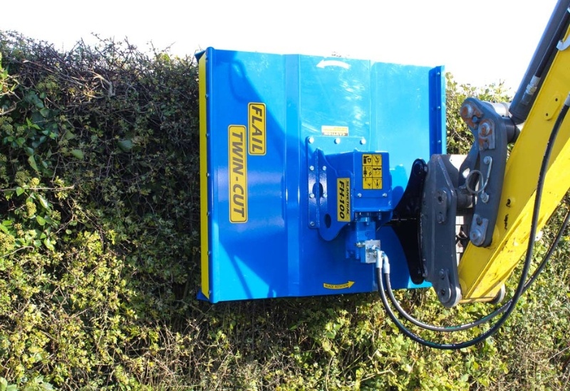 Slanetrac FH100 Flail Cutter | Loader Attachment | Avant NZ