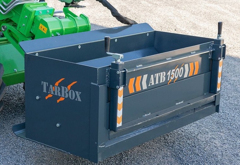Tarbox | Loader Attachment | Avant NZ